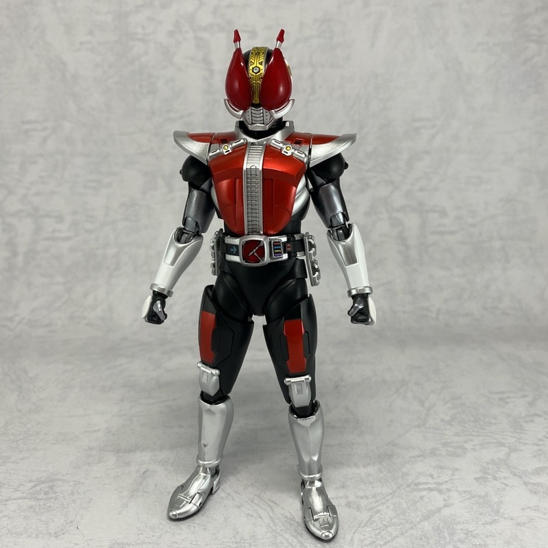 S.H.フィギュアーツ 真骨彫 仮面ライダー電王 ソードフォーム S.H.フィギュアーツ 真骨彫 仮面ライダー電王 ソードフォーム